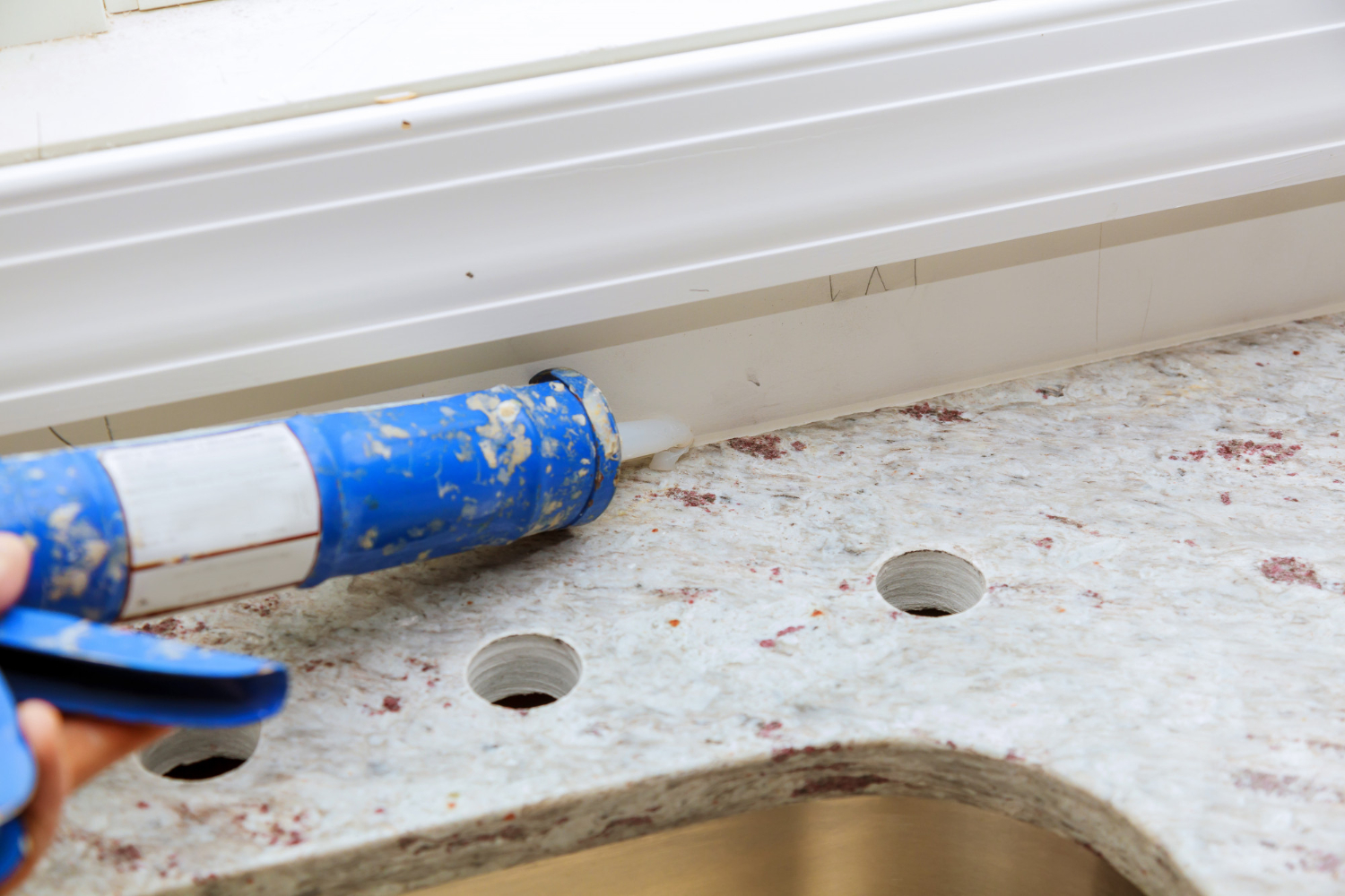 Discover Our Residential & Commercial Caulking Services